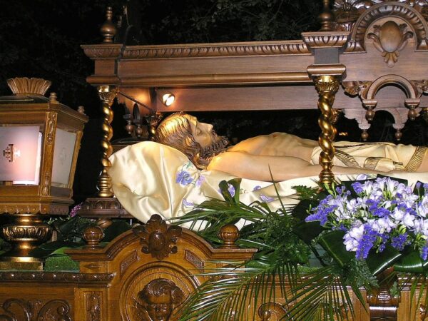 Holy Week Traditions in Iloilo: A Reflection of Ilonggo Devotion ...